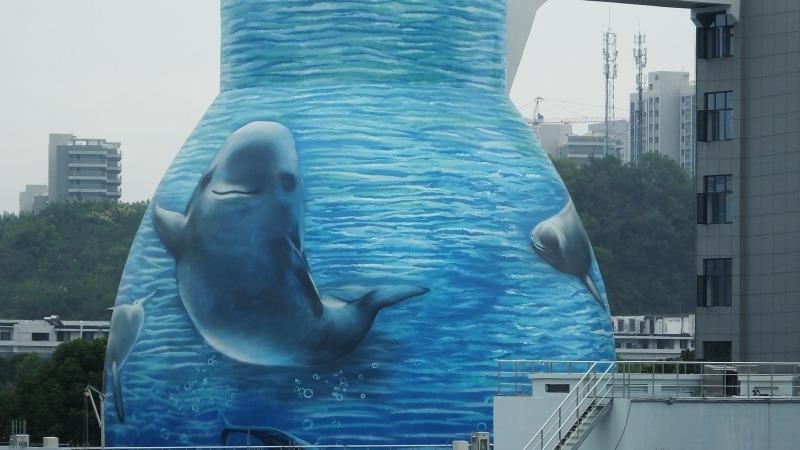 Hubei, immagini di neofocena e storione cinese su vasche di trattamento ...