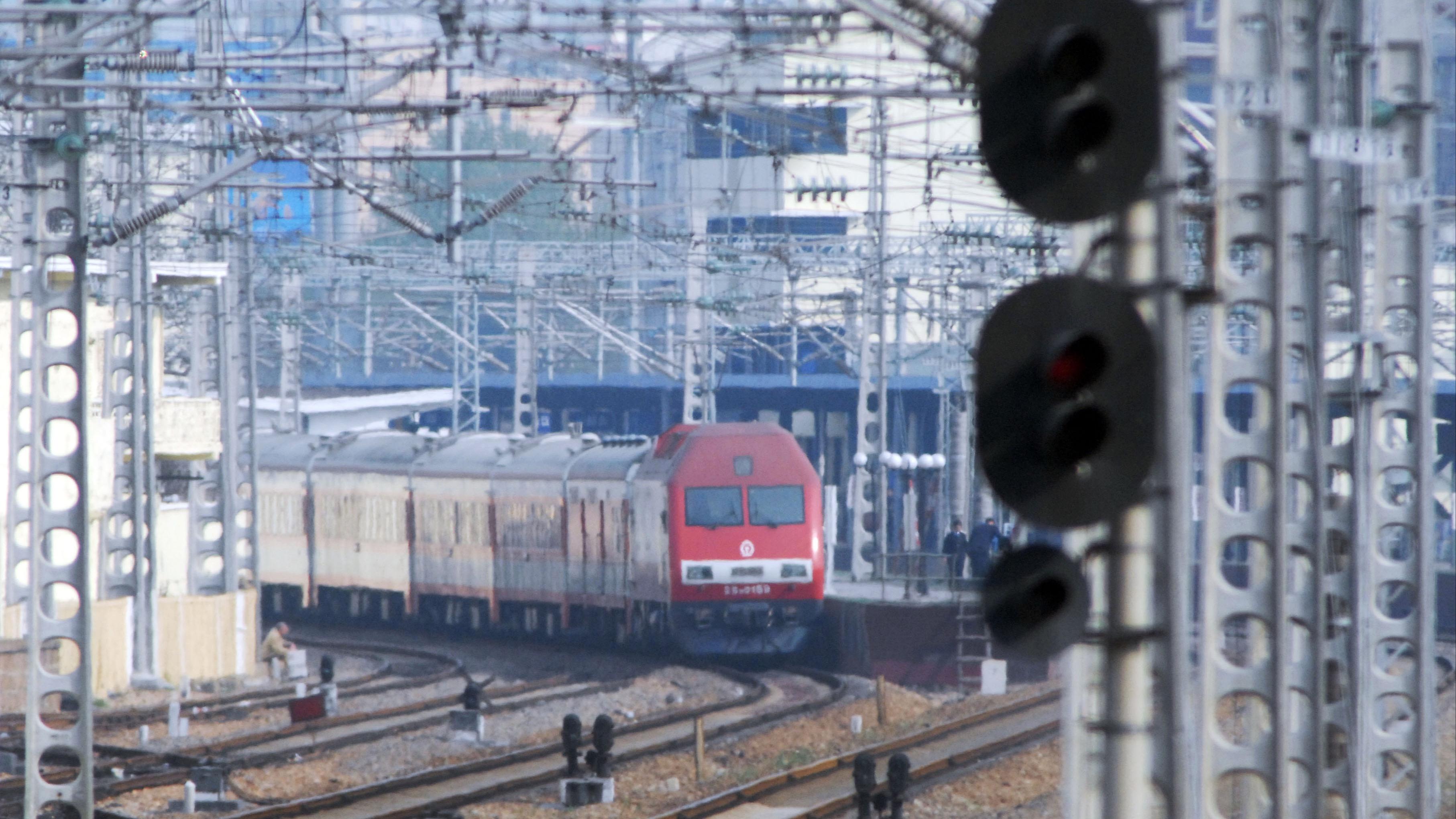 “Soluzione cinese” approvata per lo standard internazionale dell’elettrificazione ferroviaria