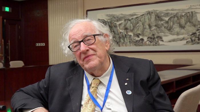 Australský učenec Mark Lin: Lepší život tibetského lidu je nejlepším ...