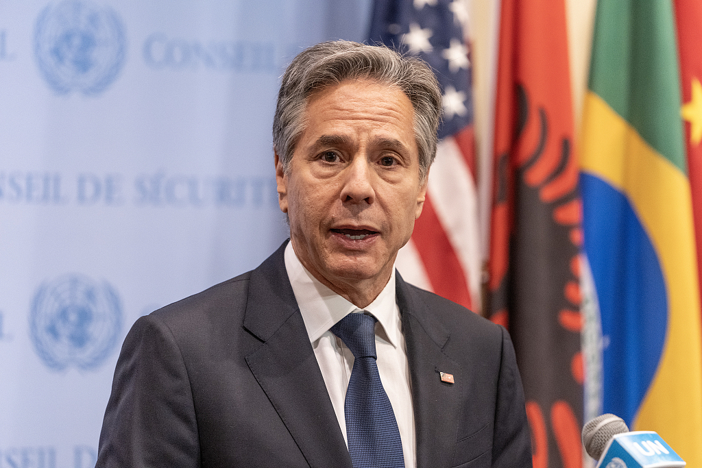 Blinkeni akuzon Rusinë për goditje të furnizimit global ushqimor