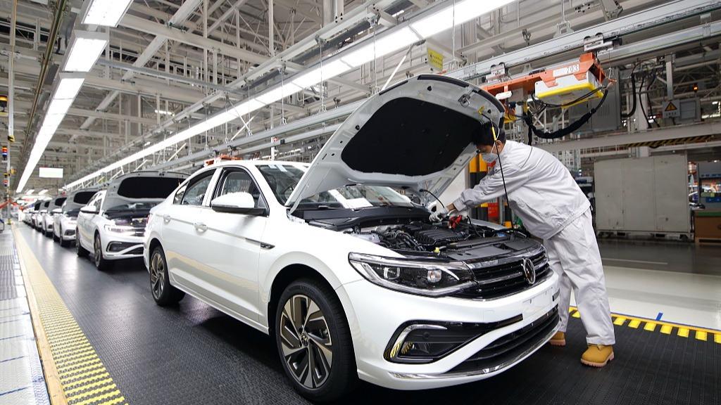 Kina ka 18.21 milionë automjete me energji të re të regjistruara